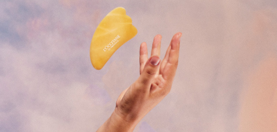 Cómo usar la Gua Sha, técnicas y beneficios | L'OCCITANE ES | L'OCCITANE ES